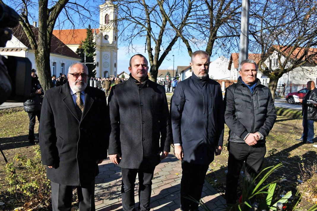 Prije 31 godinu palo je Laslovo - Képes Újság